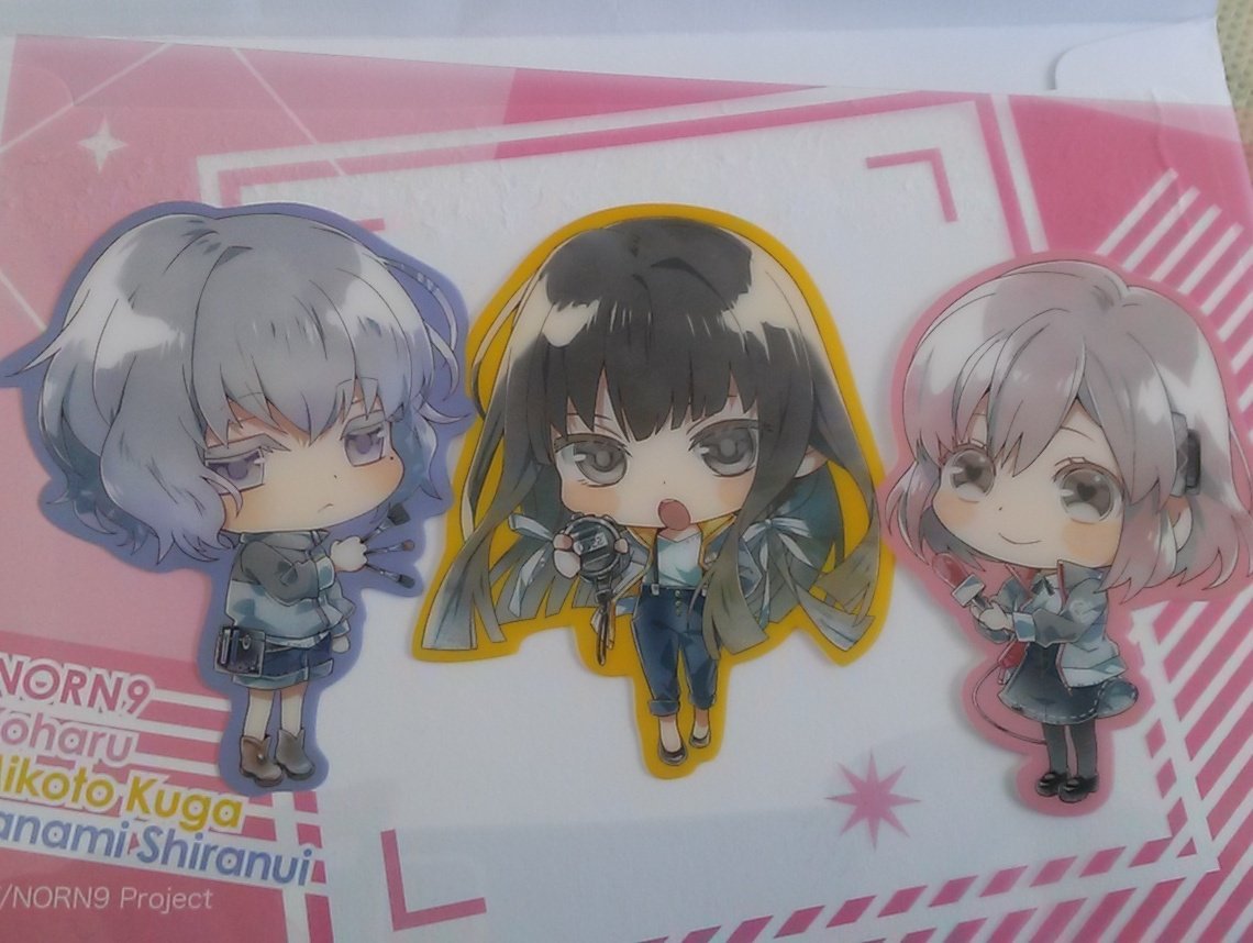 NORN9 HAPPY FOCUS - posfie