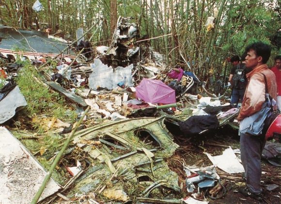 Lauda Air Flight 004