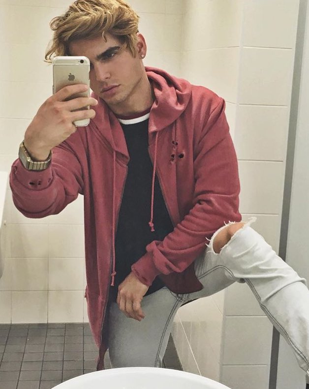 TROY PES (@troypes_) / Posts / X