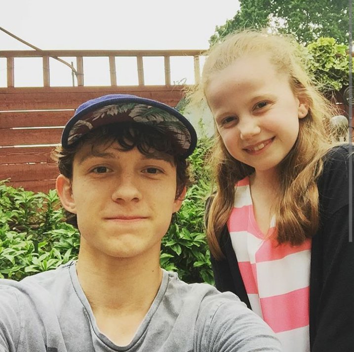 Tom Holland Source on Twitter: "#Photo Tom with his cousin Pippa. Go follow her on Instagram ...