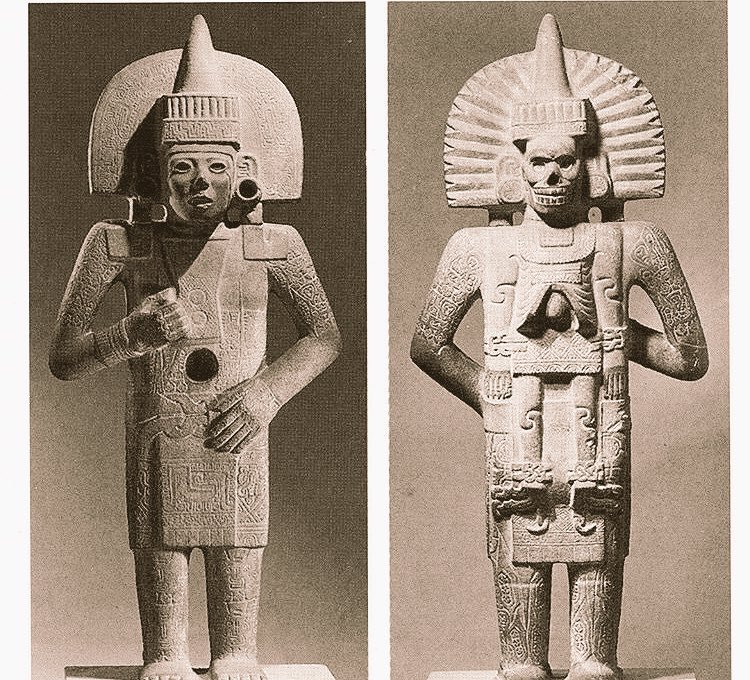 Escultura huasteca. en la parte posterior aparece mictlantecuhtli o un ...