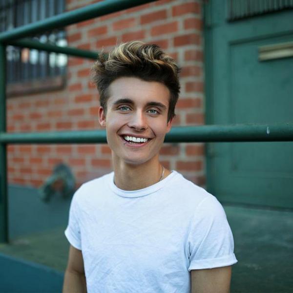 Weeklychris Wink