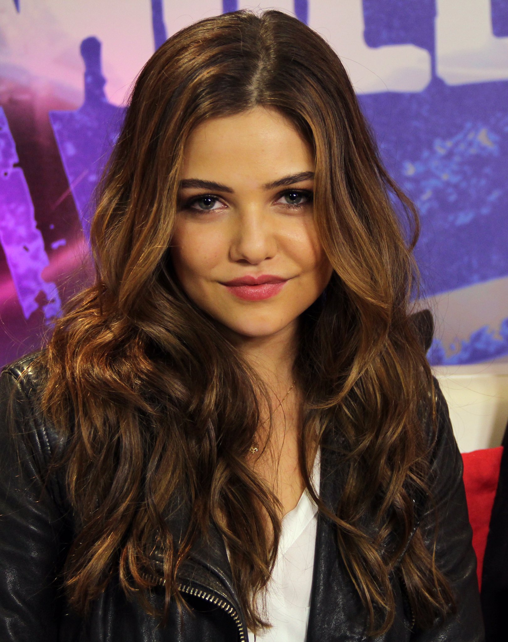 Danielle Campbell Twitter