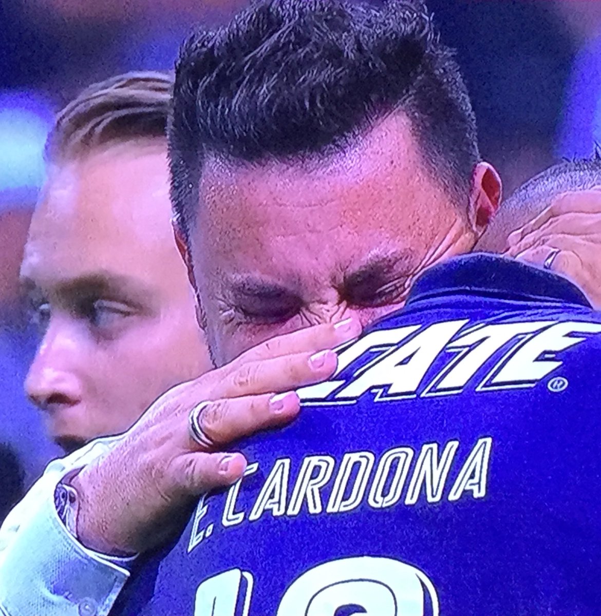 El DT Antonio Mohamed llora la derrota de Rayados #PachucaCampeon ...