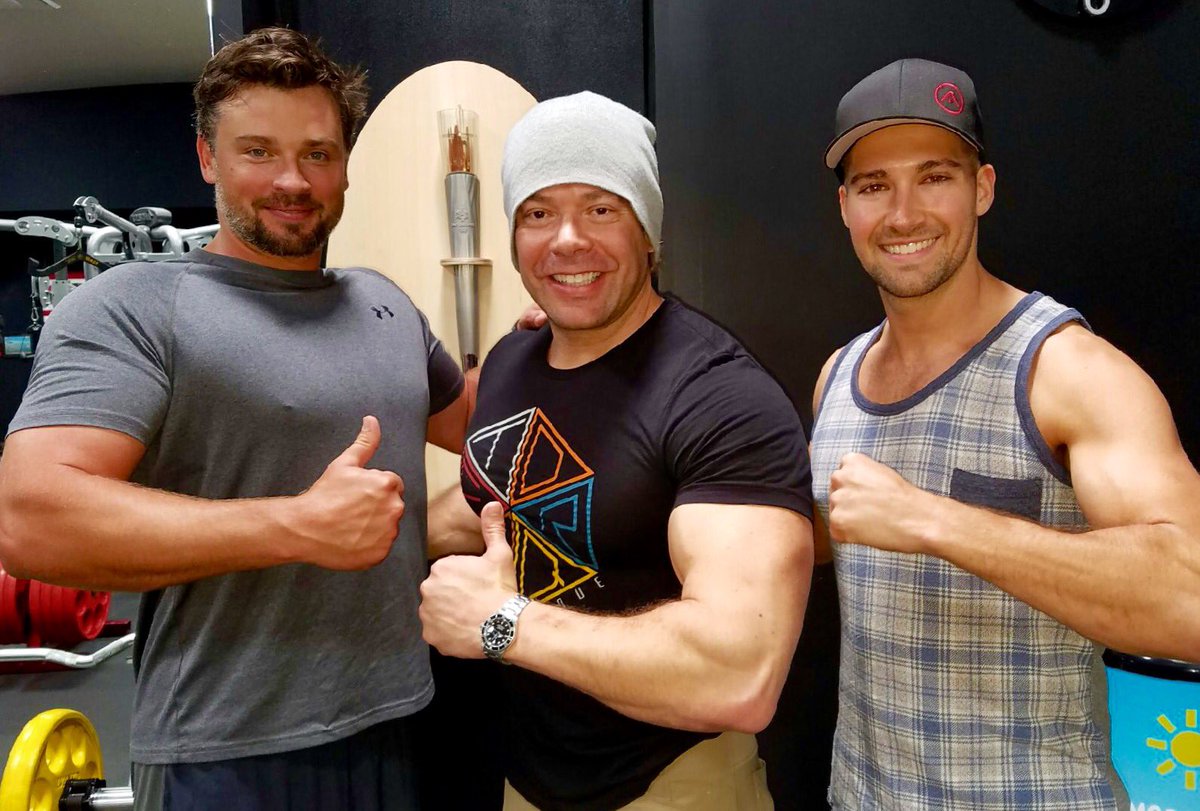 Tom Welling Body Building