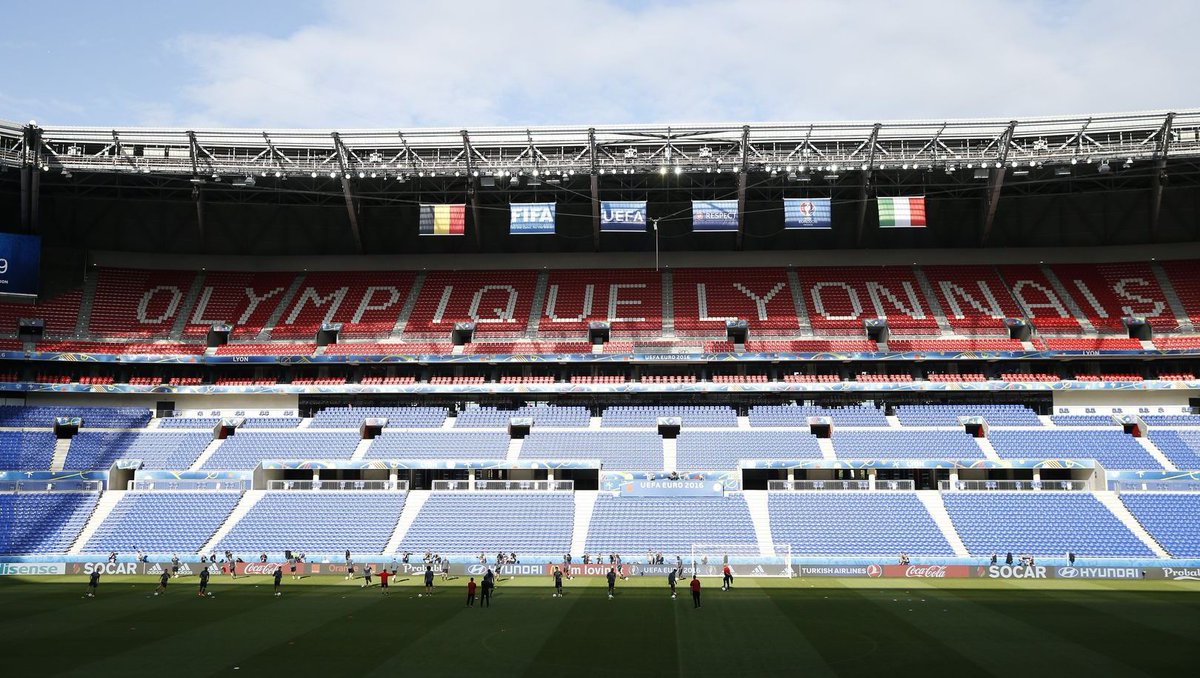 Fan Rode Duivels overlijdt aan hartstilstand op weg naar Frankrijk hln ...