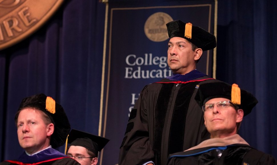 Félix Cisneros, el periodista que le apostó a la educación | El Nuevo ...