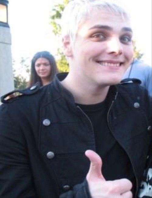 Gerard Way Smile