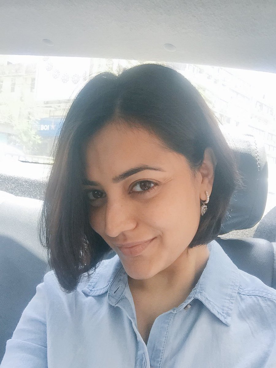 Nisha Agarwal And Kajal Agarwal Childhood Photos