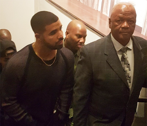 Drake pays visit to Nelson Mandela Centre of Memory - YOMZANSI ...
