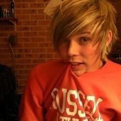 Ashton Irwin Red Layout