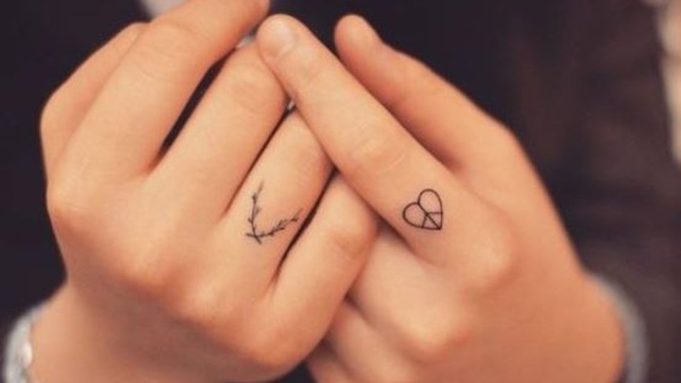 Delicate, tiny and subtle finger tattoos to inspire you | Stylist ...