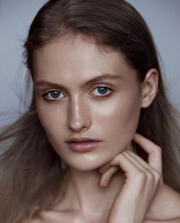 The beautiful @emmasilverton shot by #CalebandGladys #calebandgladys ...