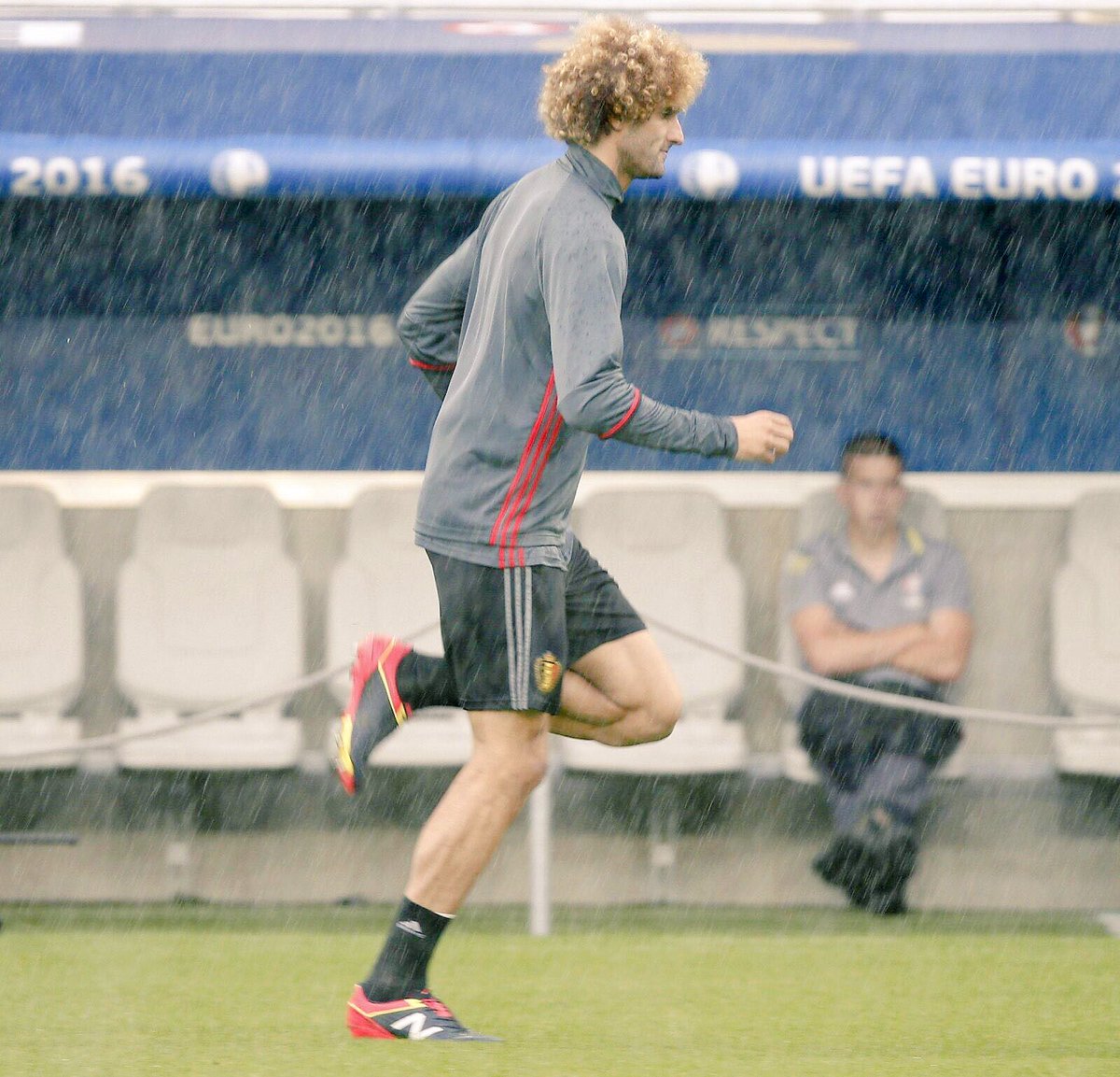 152 best Belreddevils images on Pholder | Bel Red Devils, Fellaini and ...