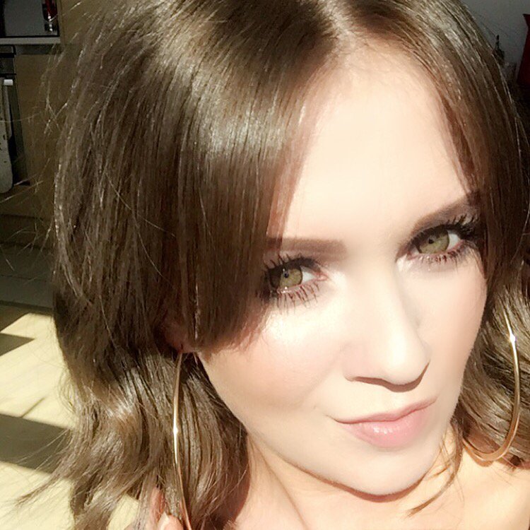 Hannah Hobley (English Actress) ~ Wiki & Bio with Photos | Videos