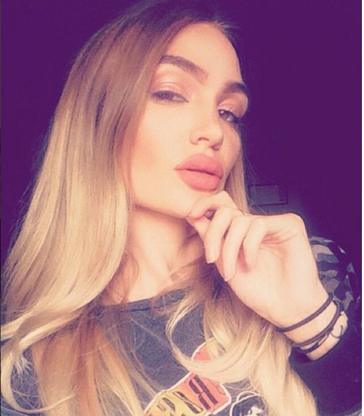#bbuk jackson's ex maille doyle looks stunning in selfies - scoopnest.com