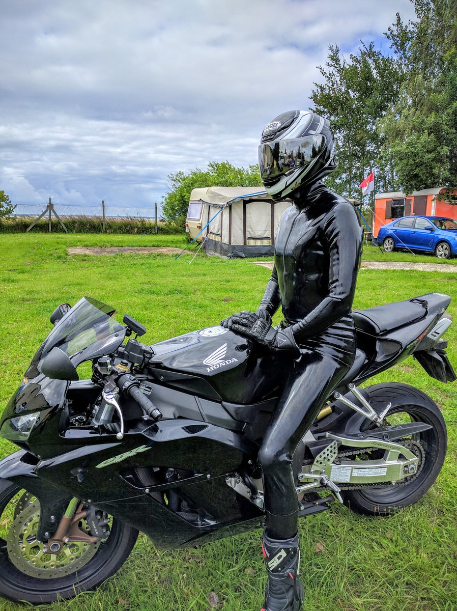 Trikoot (@trikoot) Influencer Profile | Klear