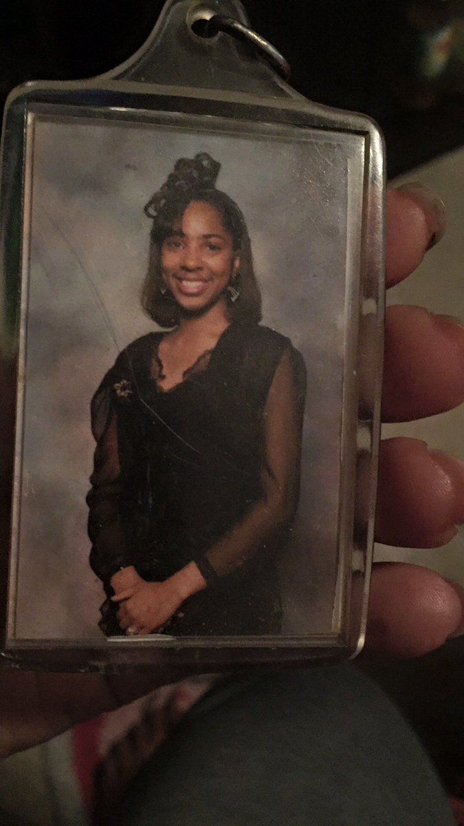 Roxanne Epperson (@babeeroxy) | Twitter