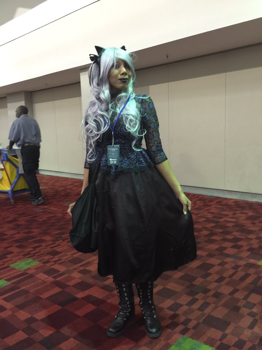 Roxanne Epperson (@babeeroxy) | Twitter