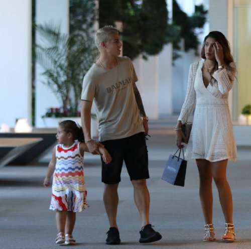 James Rodriguez Wife And Daughter