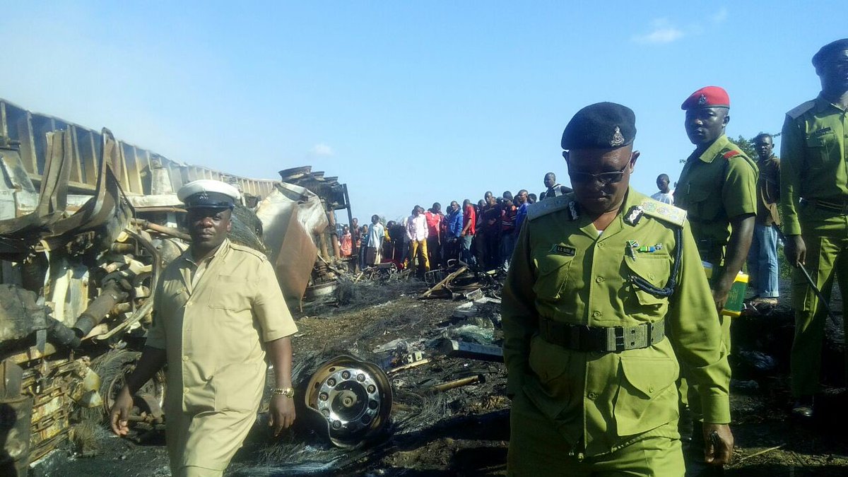 Picha: Ajali ya basi la roli la mafuta mkoani Morogoro - jomai