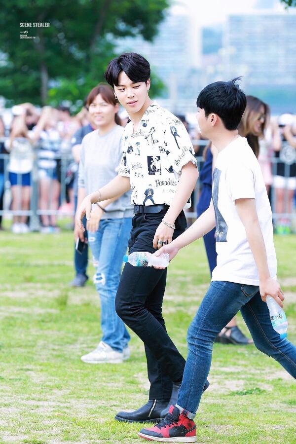 Manager Sejin Appreciation Post : r/bangtan