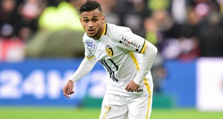 Team BOUFAL on Twitter: "Chelsea serait en pôle position pour accueillir #Boufal. Un accord ...