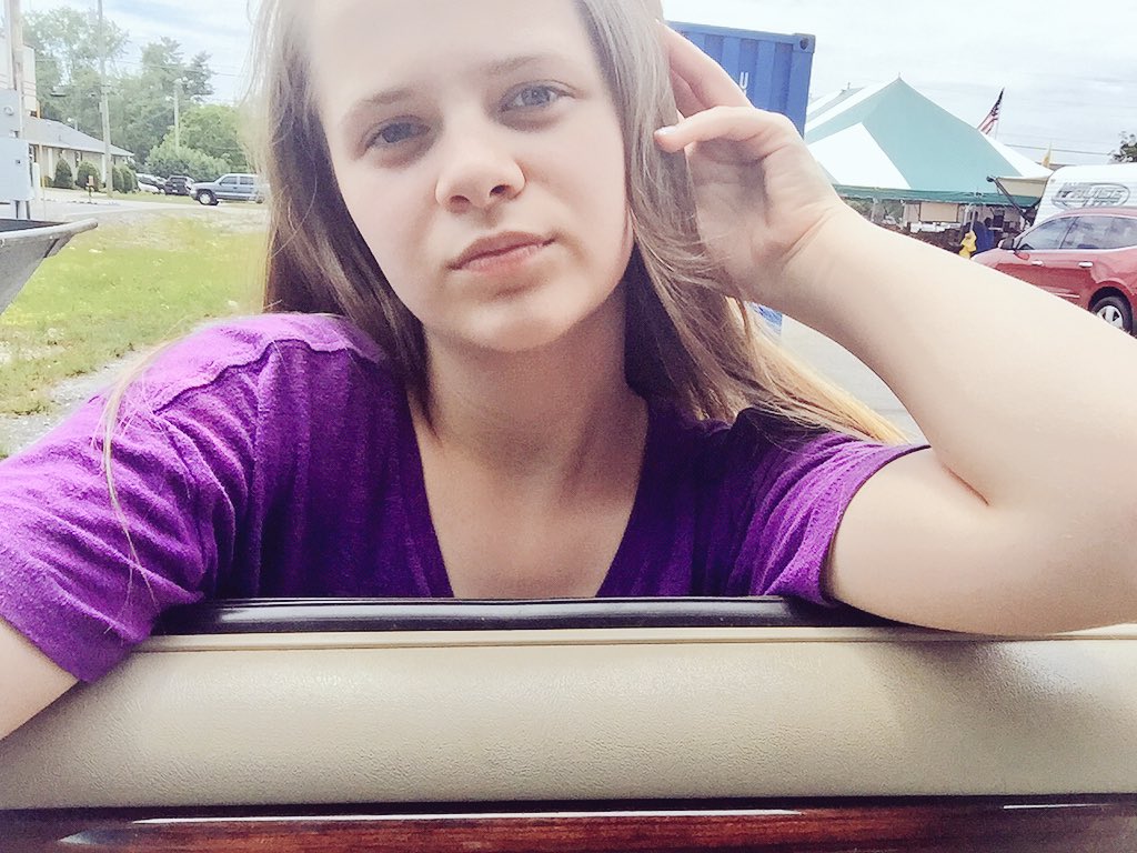 Kaylee Johnson's Instagram, Twitter & Facebook on IDCrawl