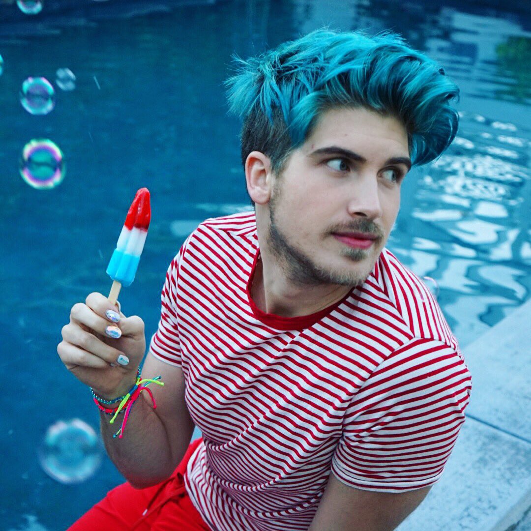 Joey Graceffa Muscles