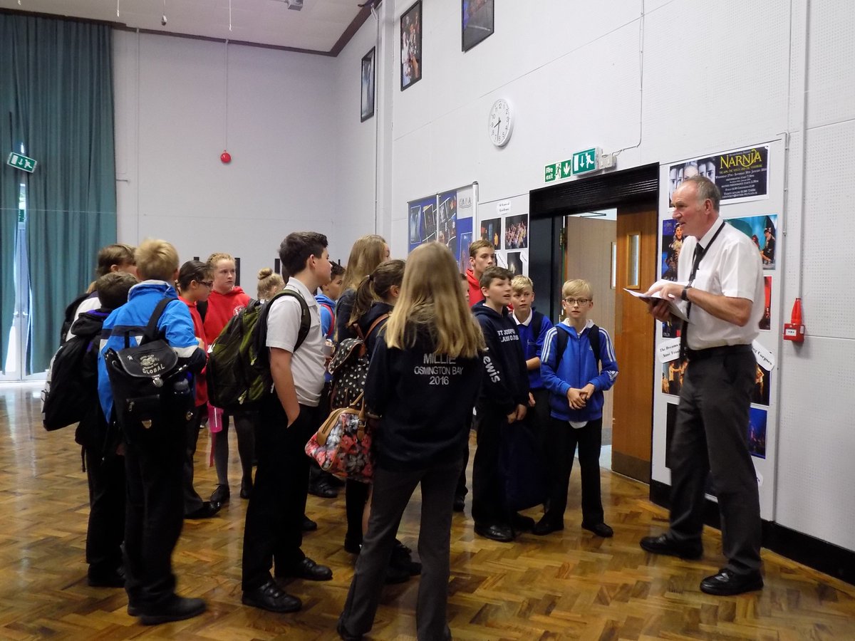 Devizes School on Twitter: "Year 6 are with us this morning - away to lessons first thing. # ...