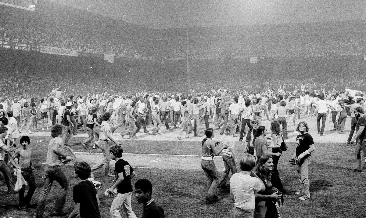The White Sox's Disco Demolition riot was even more insane than you ...