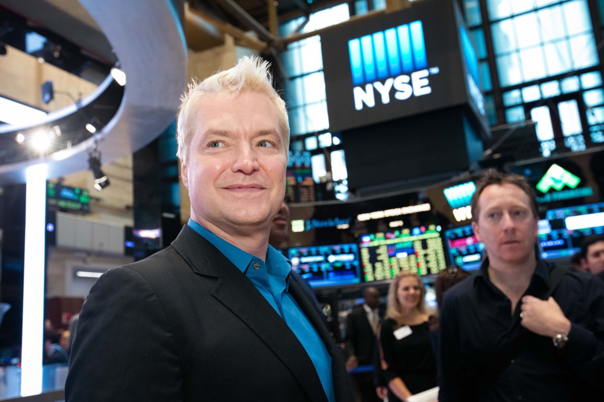Chris rings the New York Stock Exchange closing bell, July 6, 2016 ...