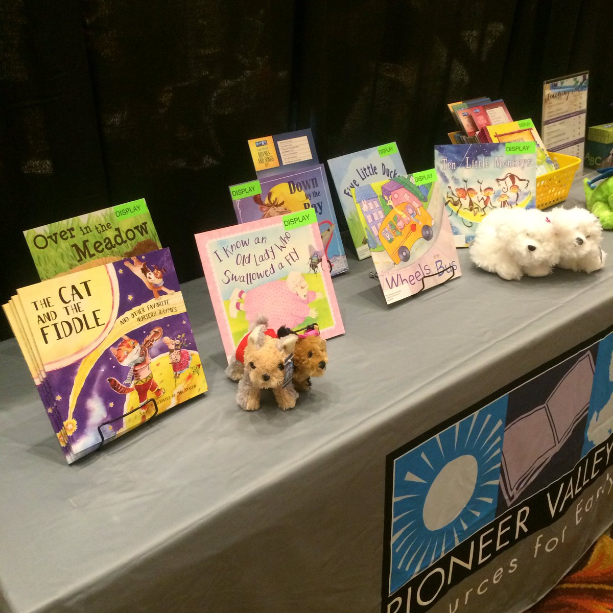 Pioneer Valley Books (@pvalleybooks) | Twitter