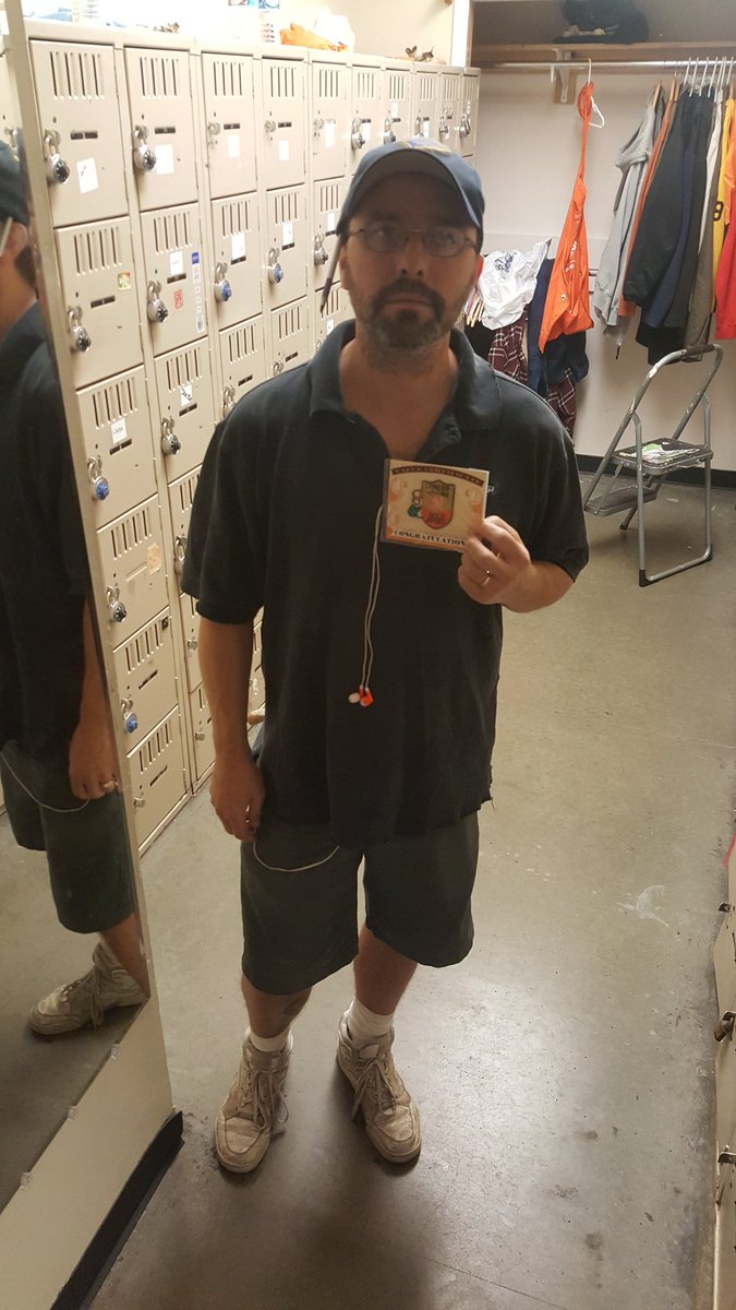 Anthony Lipscomb (@aranthony215) | Twitter