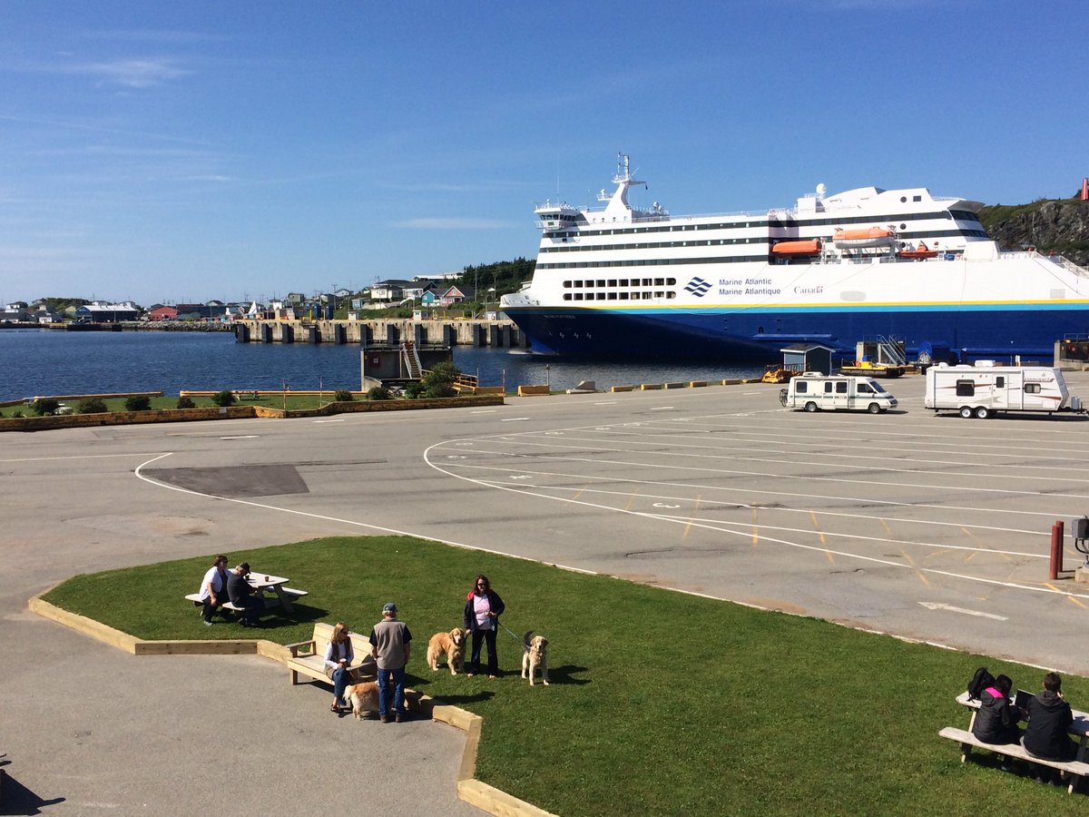 Blue Puttees Port Basques : People waiting board Blue Puttees Port aux ...