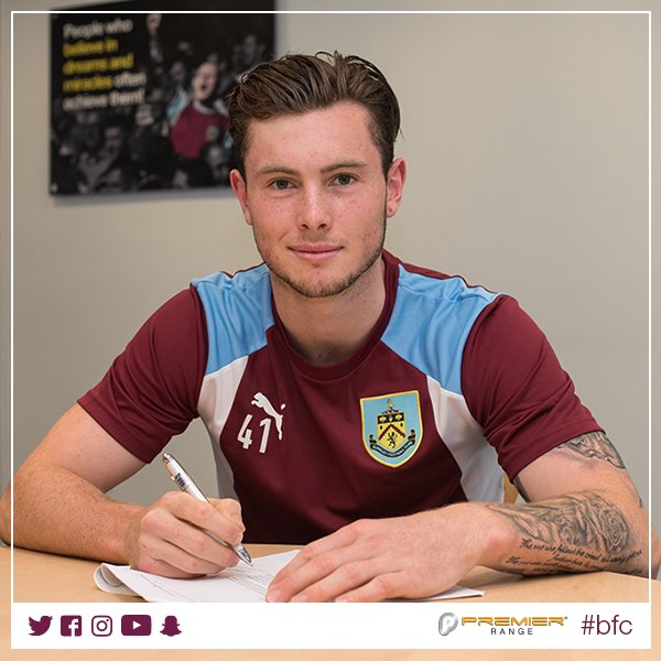 18-year-old Australian Aiden O’Neill makes Premier League debut for ...