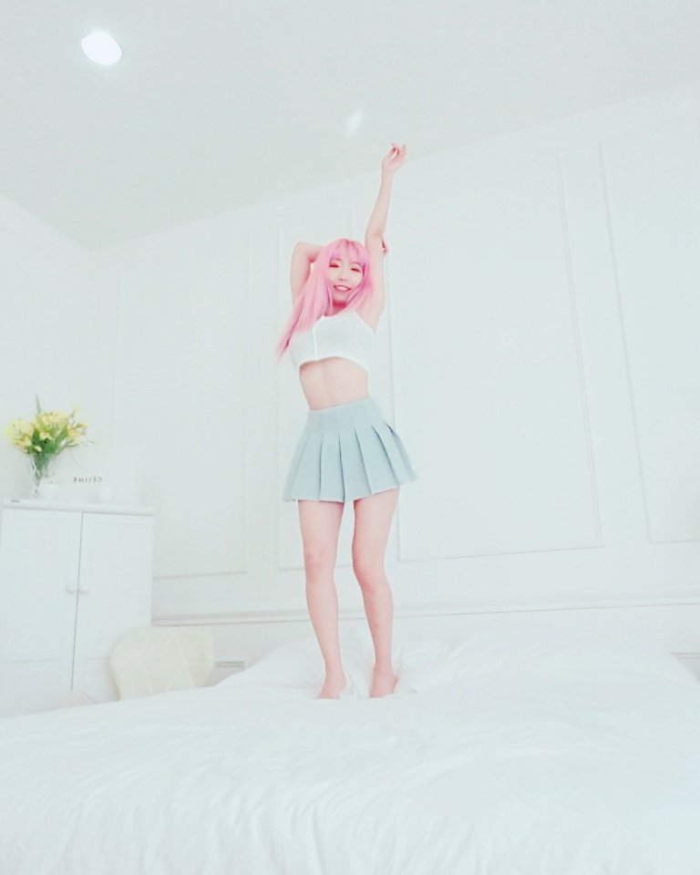 #웨이브야 #Waveya #침대셀카 😄 므흣 #웨이브야 #waveya #침대셀카 Waveya @waveya_official