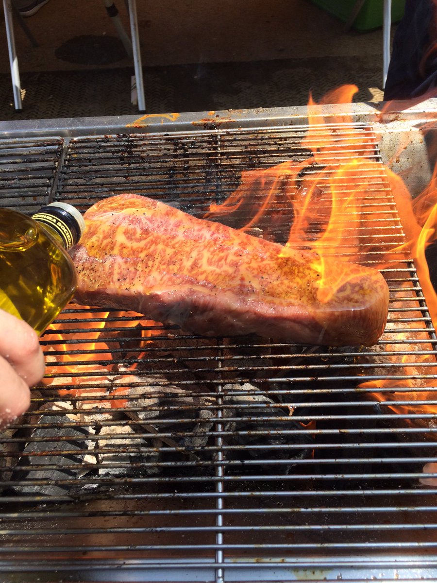 オタクBBQ－ご注文は松坂牛ですか？－ (2ページ目) - Togetter