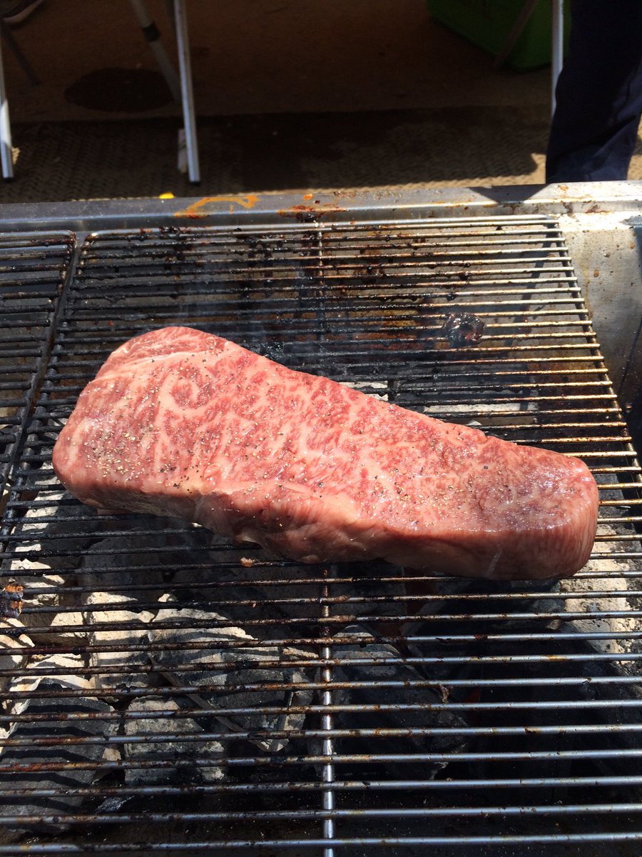 オタクBBQ－ご注文は松坂牛ですか？－ (2ページ目) - Togetter