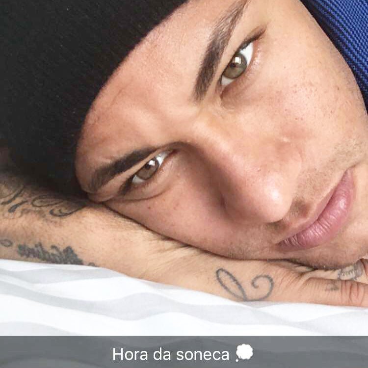 Neymar Eyes Color