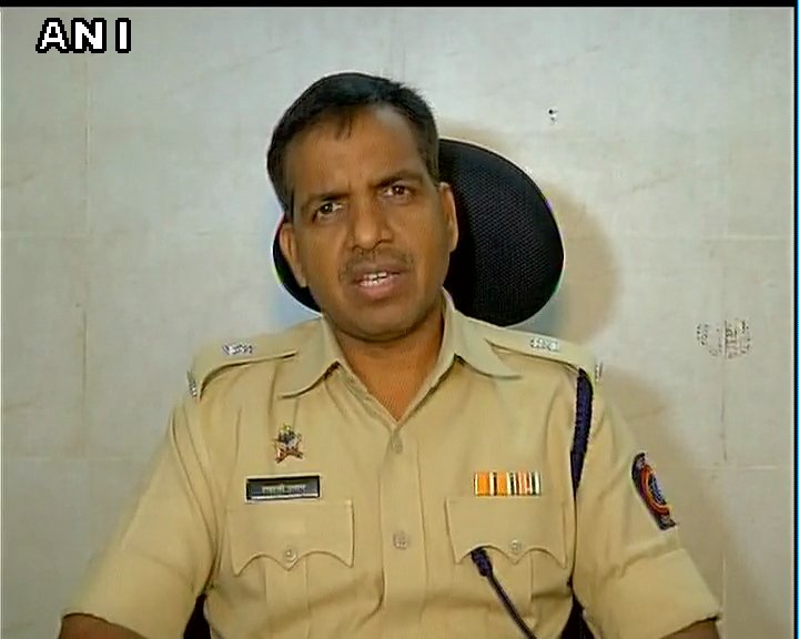 Two 'fake' doctors held in Chembur (Mumbai), both failed to produce ... Two 'fake' doctors held in Chembur (Mumbai), both failed to produce ...