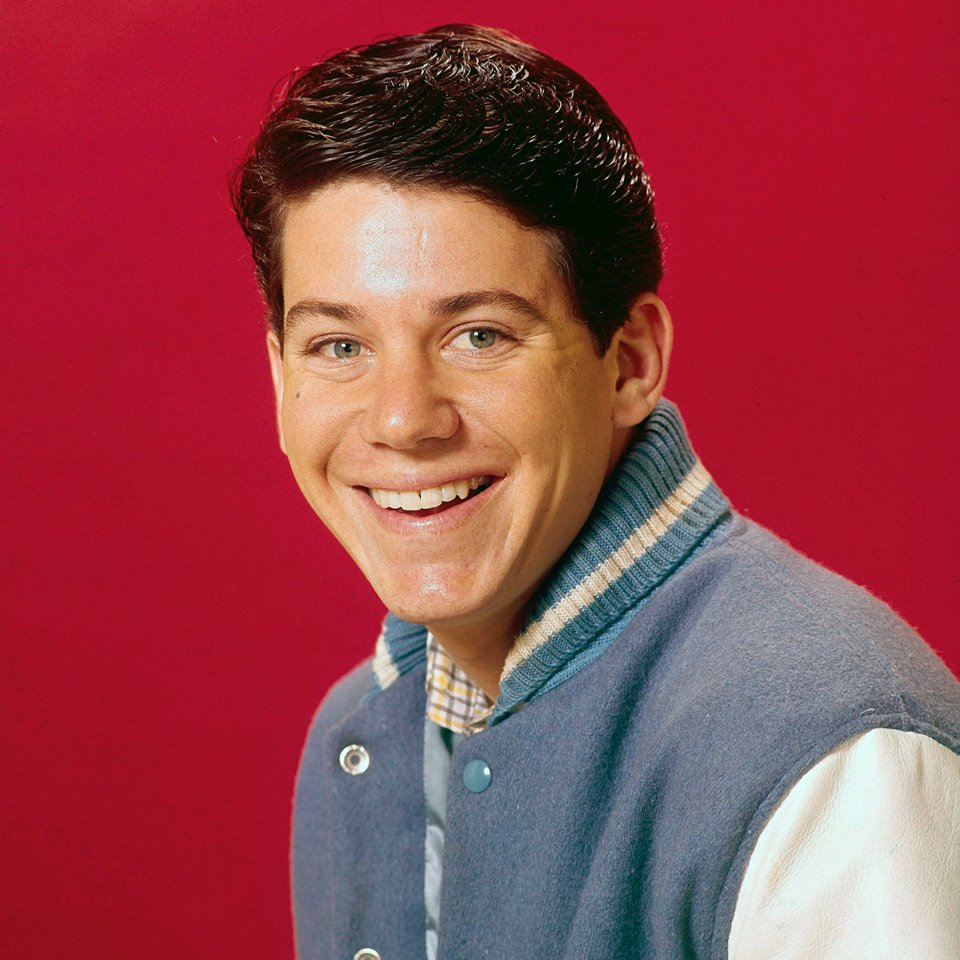 Remember potsie weber from #happydays? see what #ansonwilliams looks ...