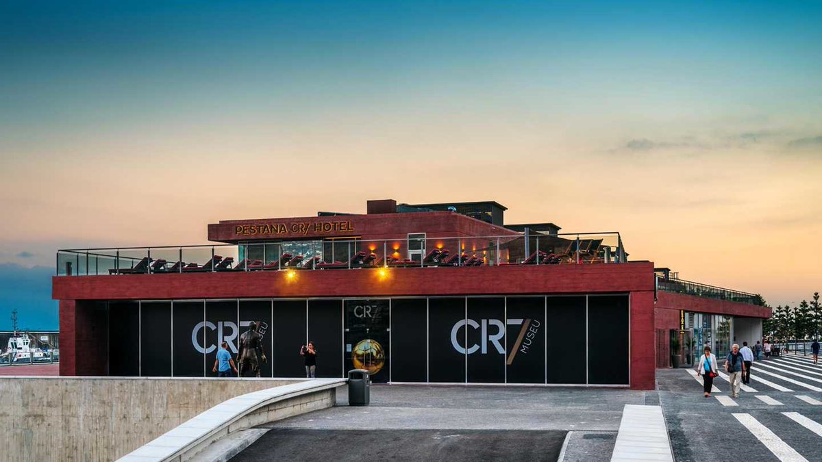 Cristiano Ronaldo Portugal : Cristiano Ronaldo boutique star hotel ...