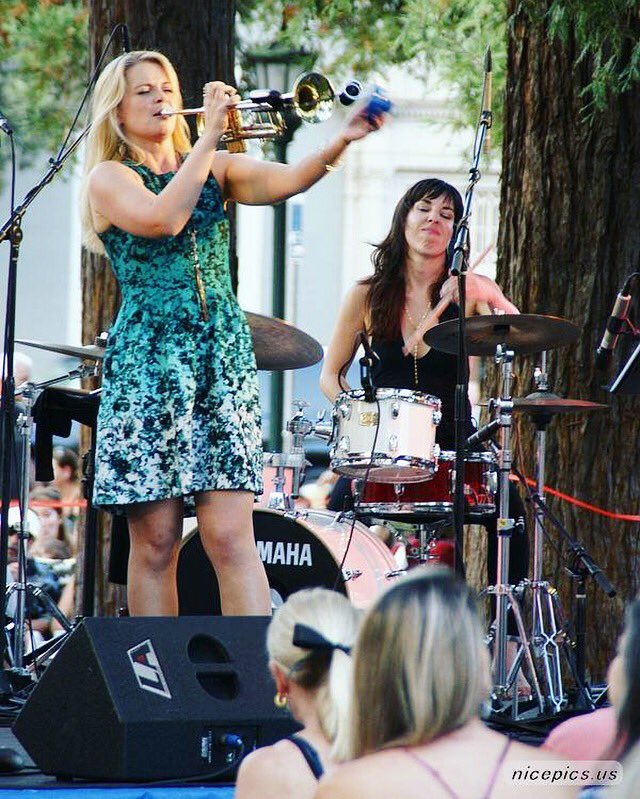 Elizabeth Goodfellow's Instagram, Twitter & Facebook on IDCrawl