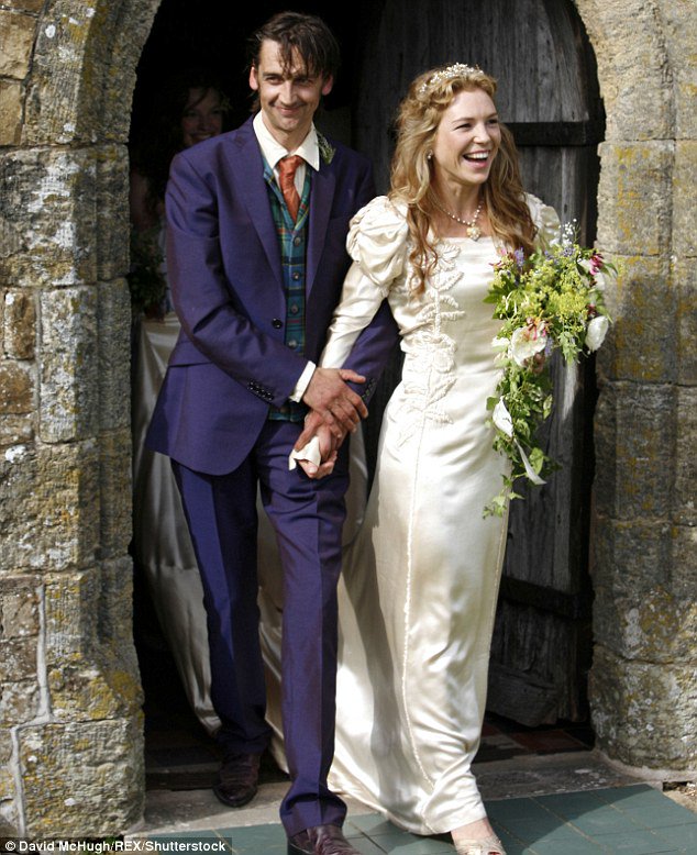 Foyle's War actress Honeysuckle Weeks found and is 'safe and sound ...