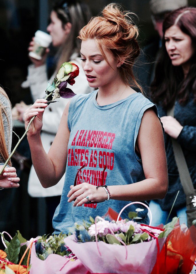 Pin by Ani Gabuzyan on dream flower shop | Margot robbie, Margo robbie ...
