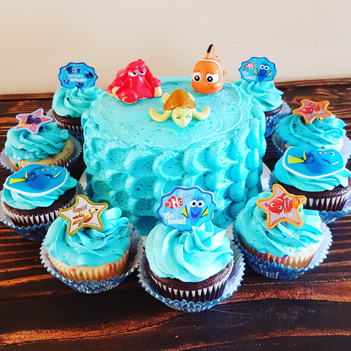Finding Nemo Cupcake Cake