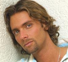 Classify Argentine actor Patricio Borghetti