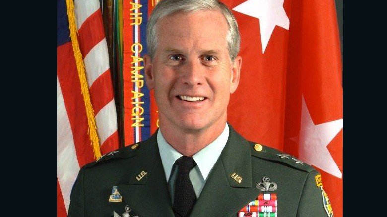 Ret. maj. gen james "spider" marks says clinton will do a better job ...