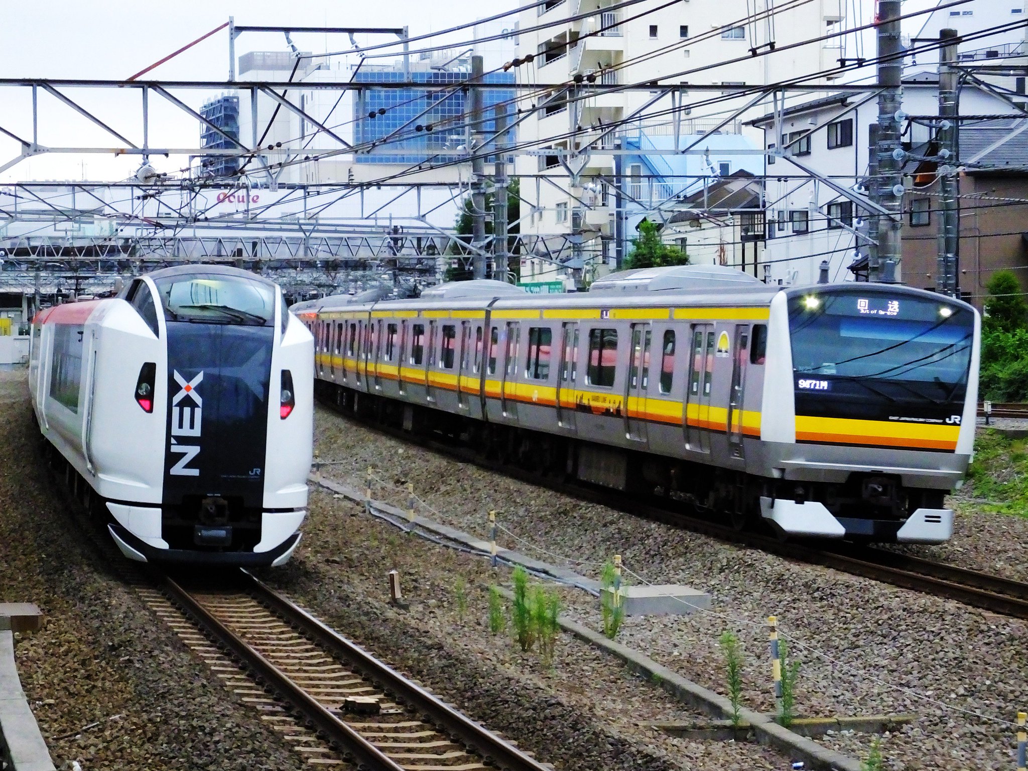 シャララ on Twitter: "諏訪湖花火臨送り込み回送 回9471M E233系N25編成 ＠立川～日野 諏訪湖臨に初めてナハのE233が充当されるとのことで、送り込みを撮影しました ...